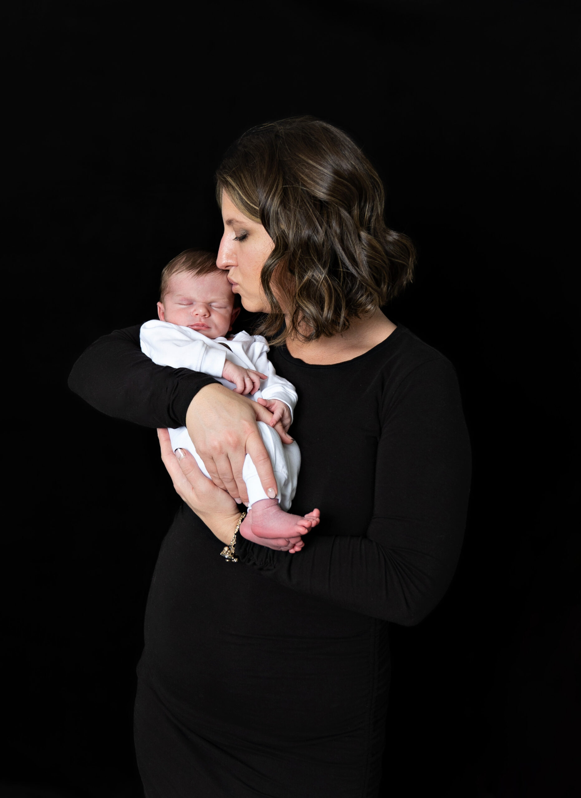 Dia Kiss - Maternity and Newborn Photography in Pingree Grove, Illinois ...
